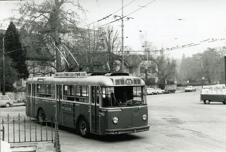 La ligne 4-44