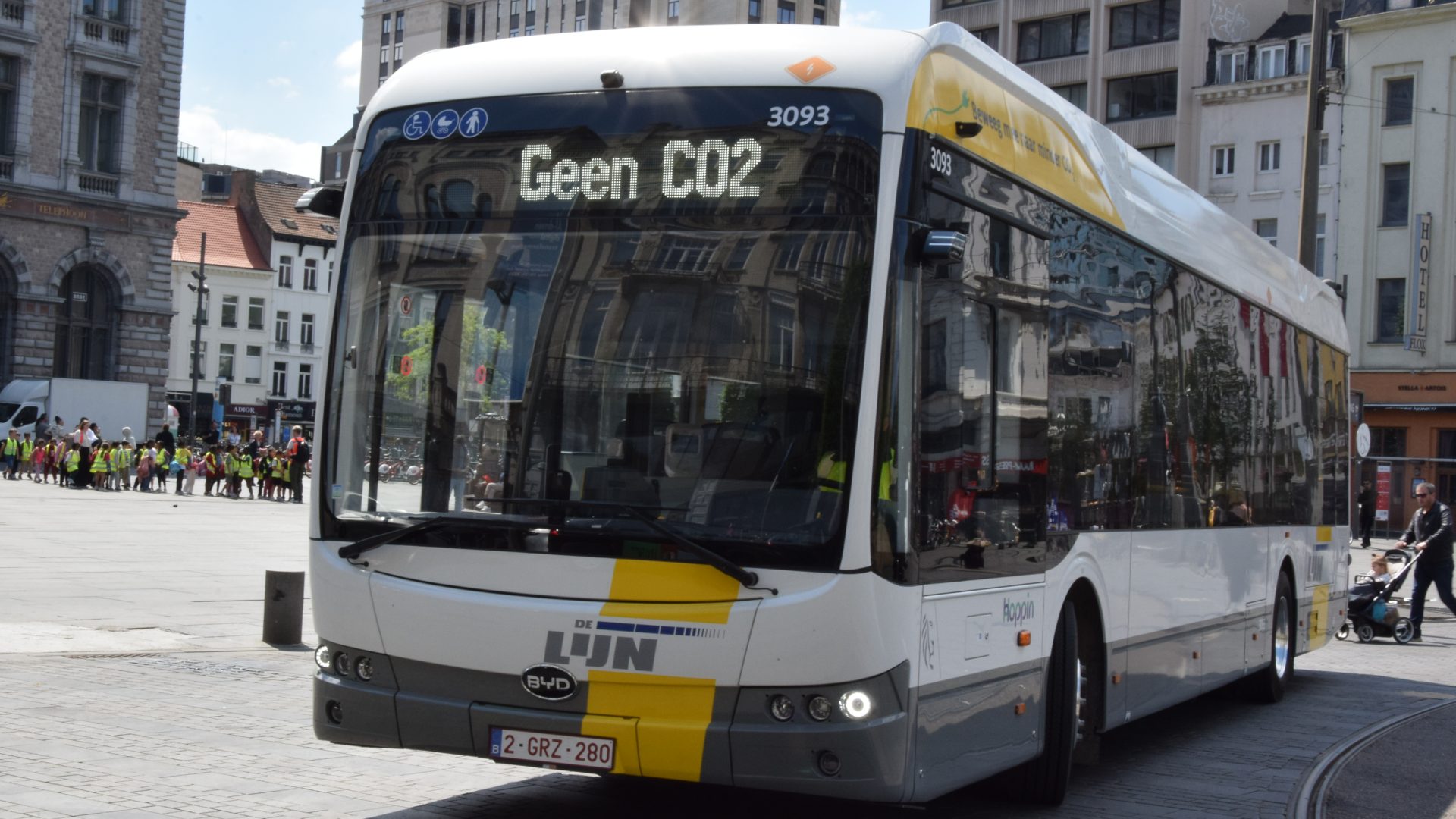 De Lijn commence le service avec les bus électriques BYD